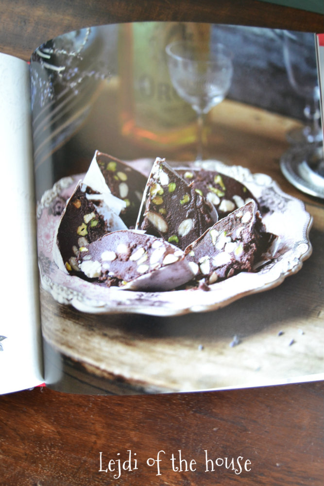 Lejdi of the house: 'The Little Book of Chocolat' Joanne Harris i Fran ...