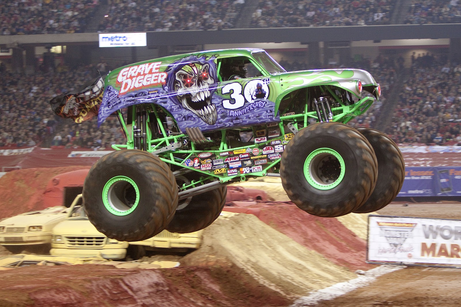 Pgh Momtourage: Monster Jam - 4 ticket Giveaway!