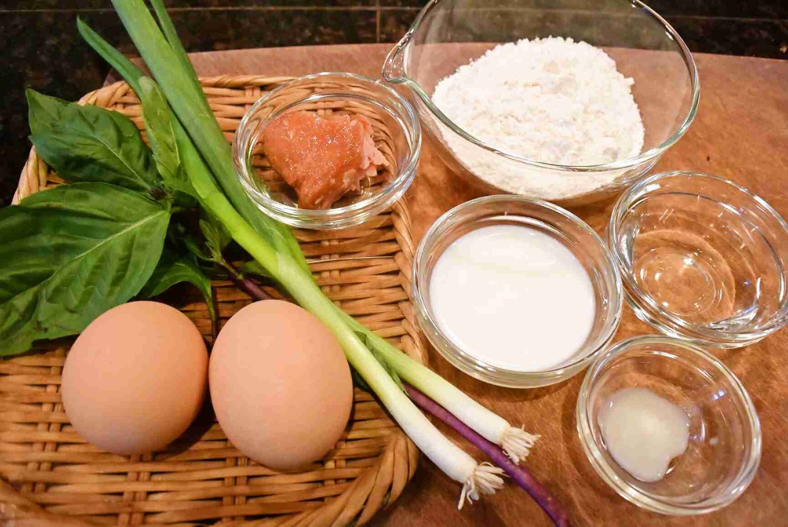 Recipes for Tom: Taiwan-fu tamago kureepu / dan bing / Taiwanese egg crepes