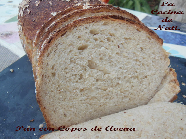 La Cocina de Nati.: PAN CON COPOS DE AVENA.