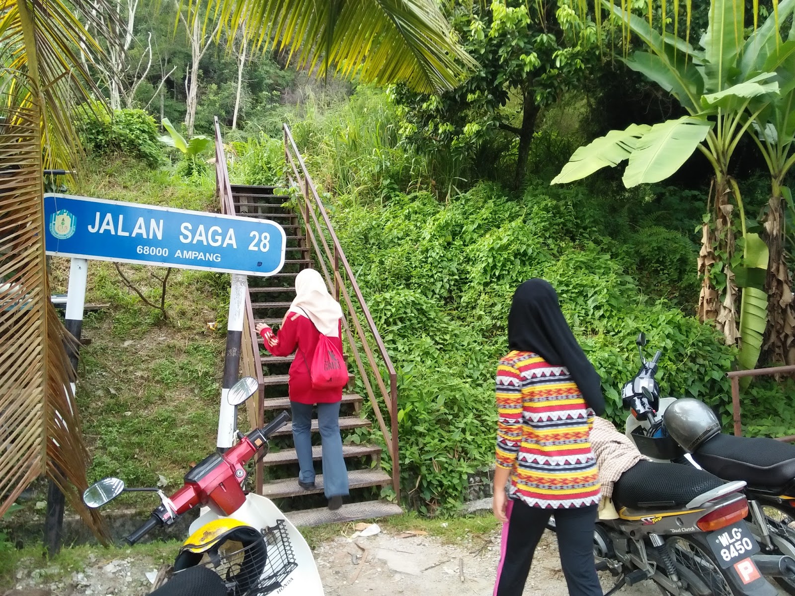 Ada apa dengan Bukit Saga??