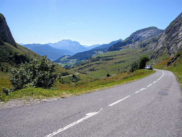 1001 PUERTOS: COL DE LA COLOMBIÈRE (por Cluses)