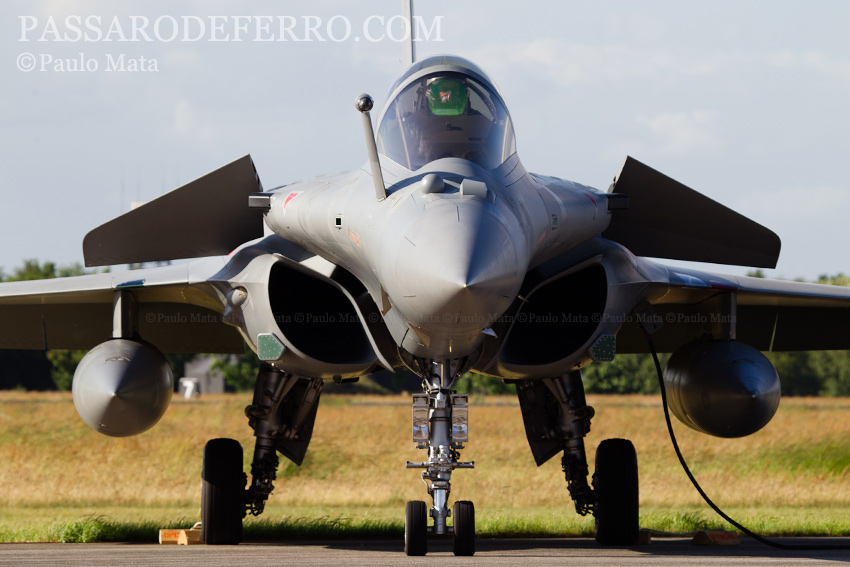 HOLLANDE NO BRASIL: TUDO PELO RAFALE (M1317 - 382PM/2013) ~ PÁSSARO DE ...