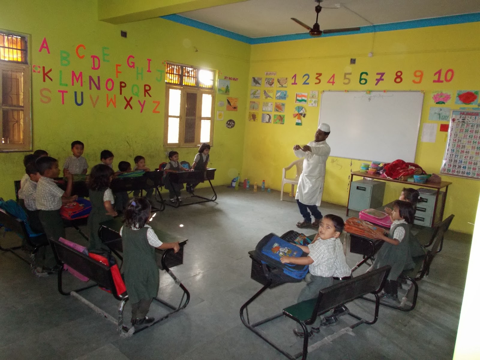 MARKAZ PUBLIC SCHOOL CHANCHVEL: MPS CHANCHVEL ...LKG Class room