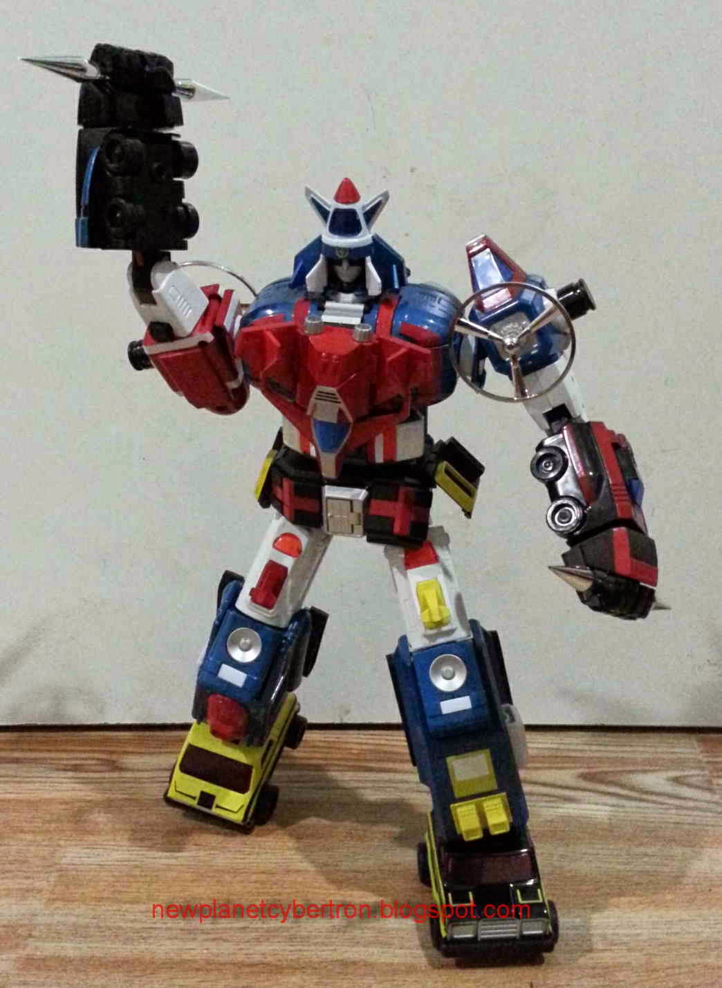 New Planet Cybertron: Misc Review: Voltron Vehicle Force (Miracle ...