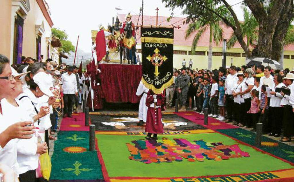 Brassavola Digbyana: Las Tradicionales Alfombras de Semana Santa