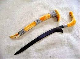 Senjata Tradisional Nusa Tenggara Timur ( Nama Jenis dan Penjelasan ...