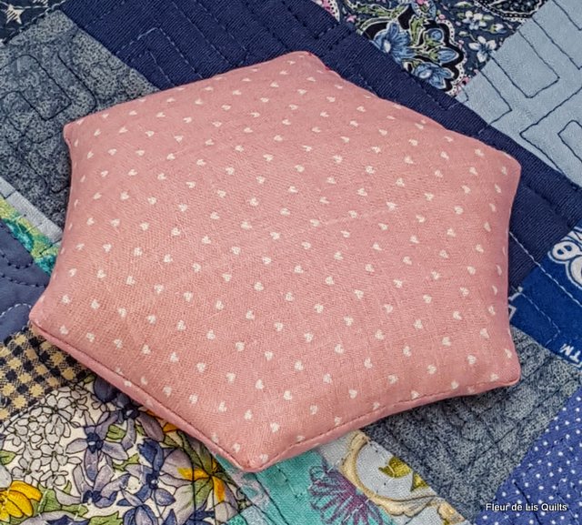 Fleur de Lis Quilts and Accessories: "Under the Haystack Fast Asleep ...