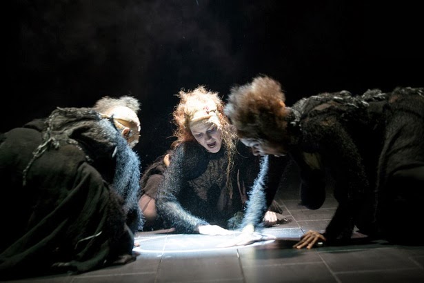 Connecticut Arts Connection: Theater Review: Macbeth -- Hartford Stage