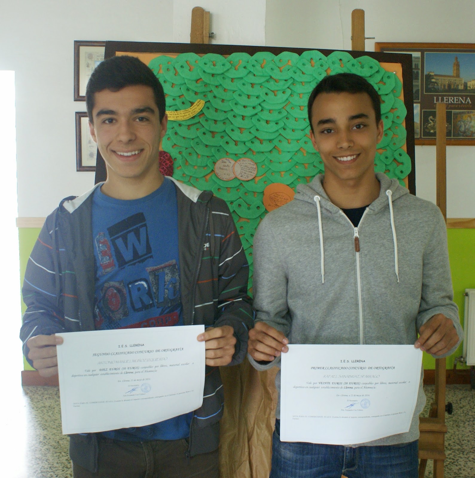 LLERENATECA: Entrega del premio a los ganadores del Concurso de Ortografía