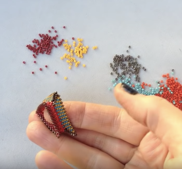 Beginner Geometric Beaded Ring Tutorial Uses a Modified RAW Stitch ...