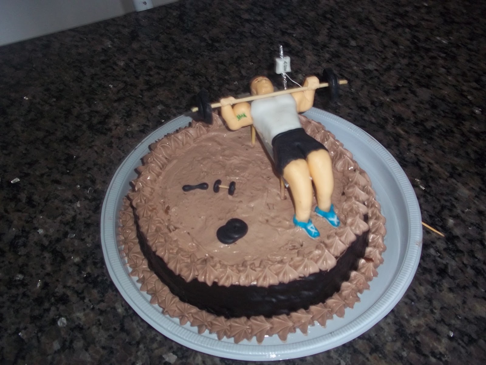 Paulo Designer Cakes: Bolo Bombado