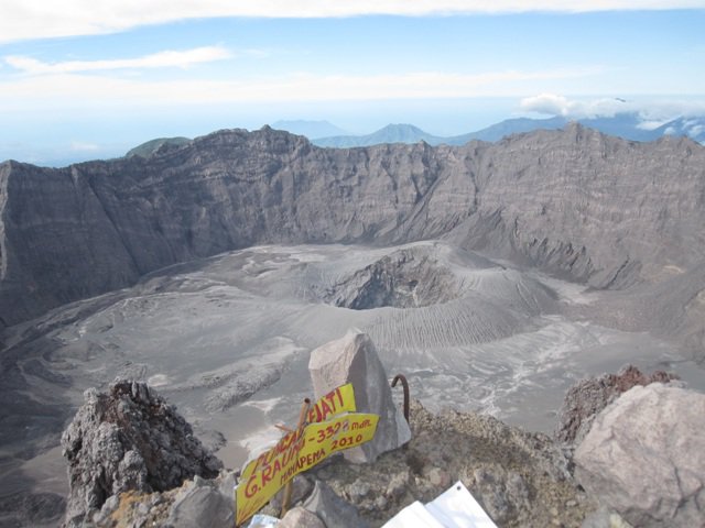 Real Adventure In Mount Raung ~ archilesandri