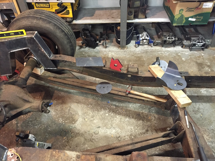 66 C10: Rear bag mount install