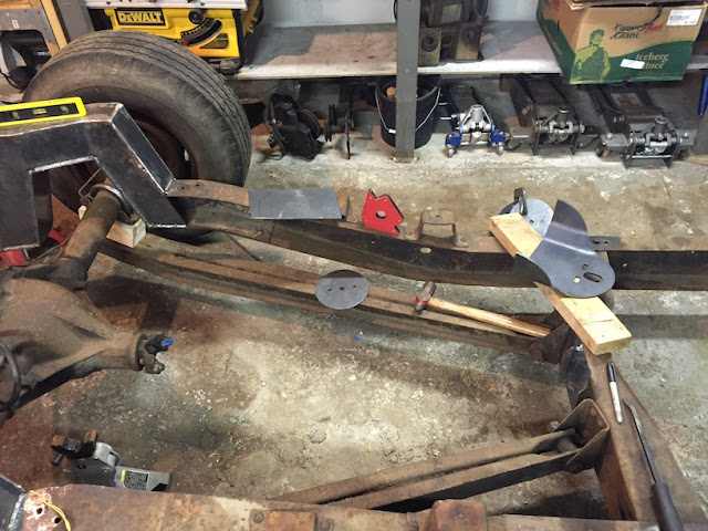 66 C10: Rear bag mount install