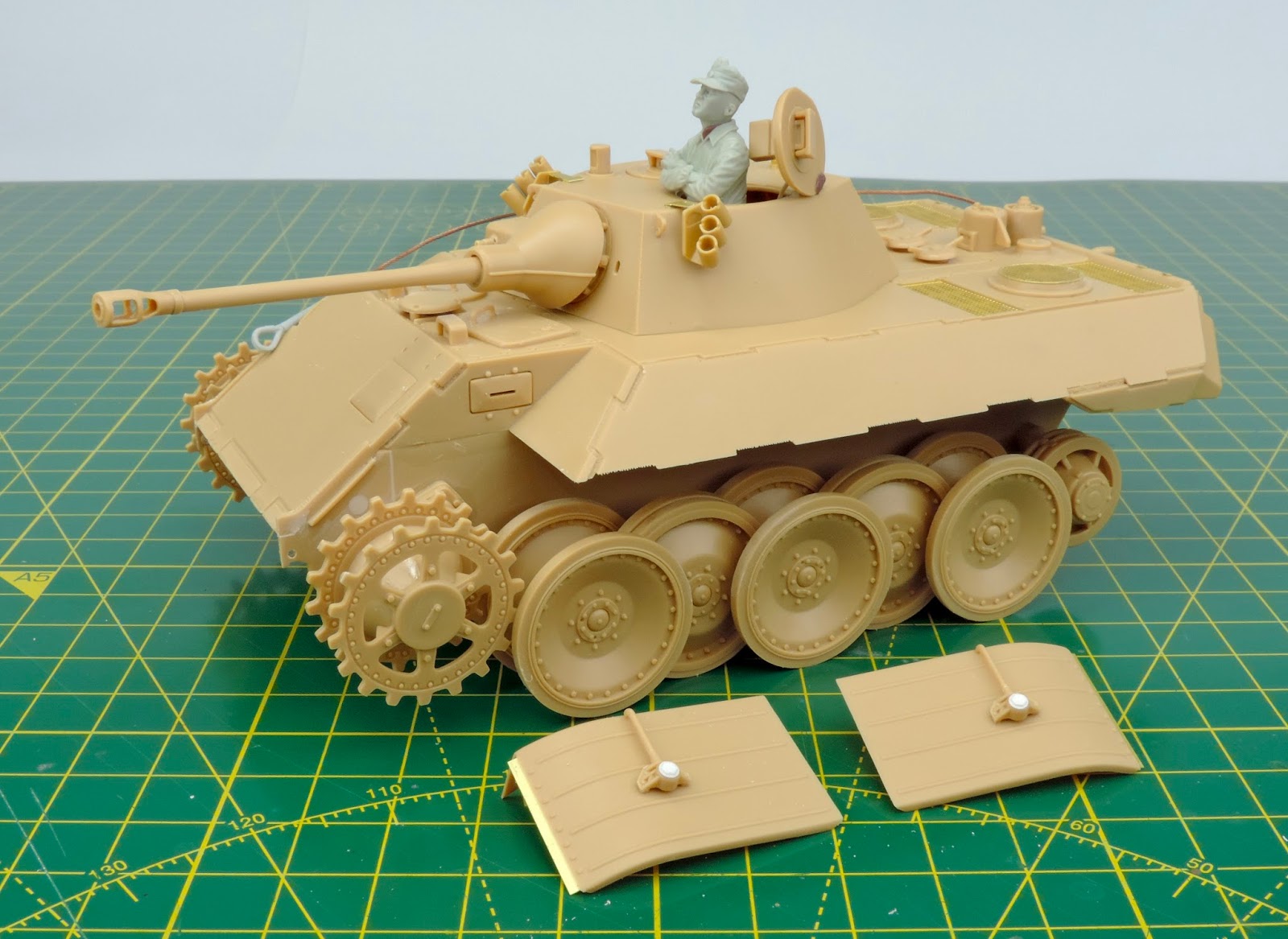 Pete's Model World : Hobby Boss VK1602 Leopard