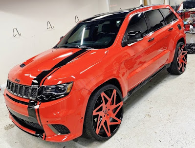 Ace-1: Red Wrap 2020 SRT Jeep Trackhawk on Concave 26" Forgiatos