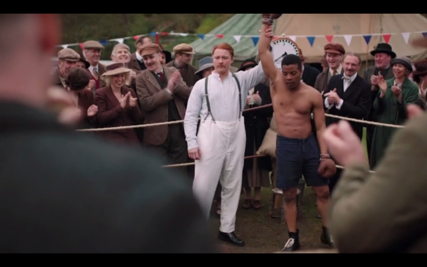 The Village 2x01 - Daniel Ezra, Tom Varey, Rupert Evans & Alex ...