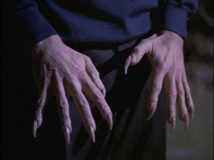 I Think, Therefore I Review.: Kindred: The Embraced