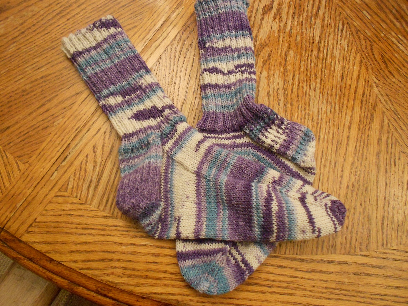 Hunkey Dorey Land: Busy week, 2 knitting projects, new zentangle ...