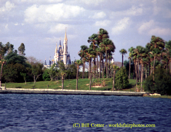 Disney Avenue: The Story Behind Walt Disney World's Infamous Wave Machine