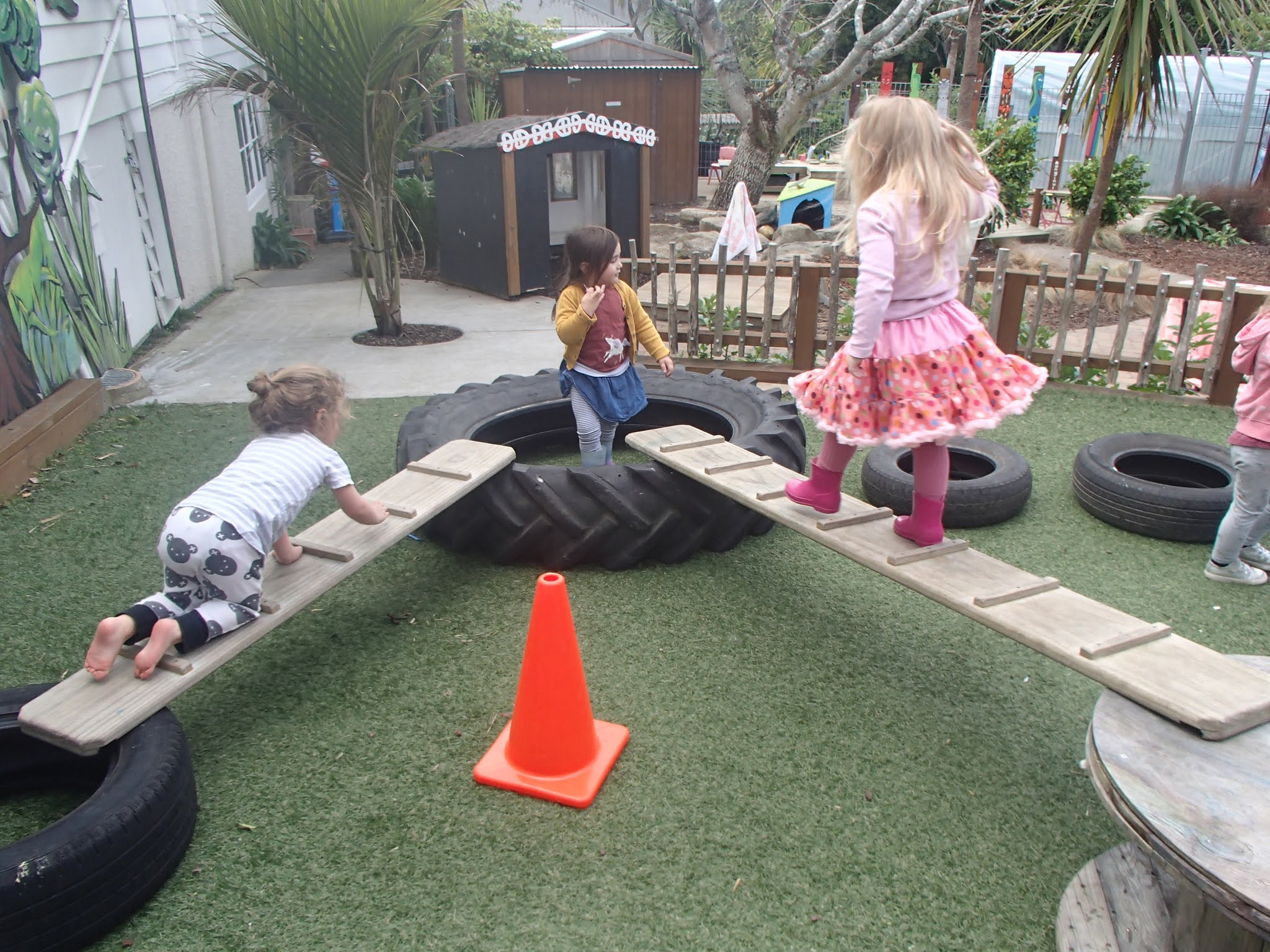 Uxbridge Early Learning Centre Blog: The Obstacle Course