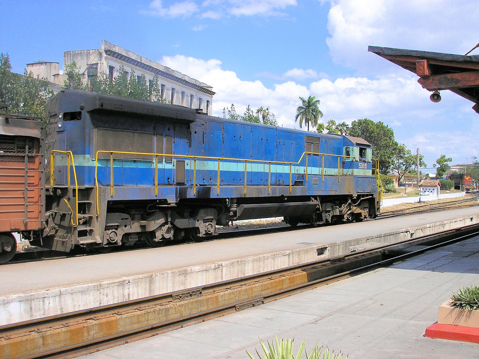 Railway Journeys and other railway articles: Dynamic Brakes and Dynamic ...