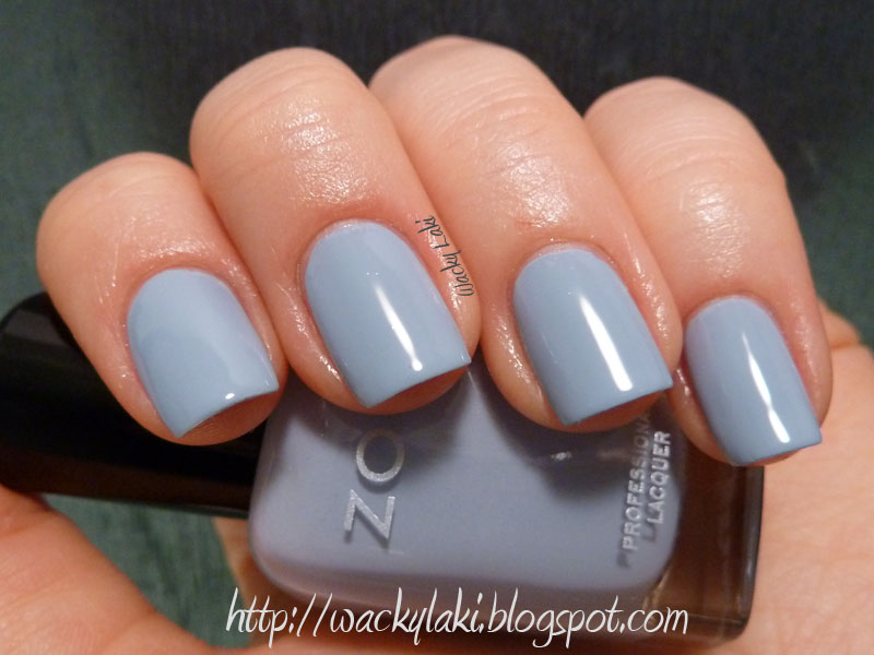Wacky Laki: Zoya Kristen in a Winter Wonderland