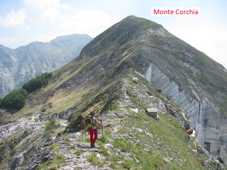 Escursionismo a 360°: Monte Corchia (dal crinale nord dell’anticima) EE