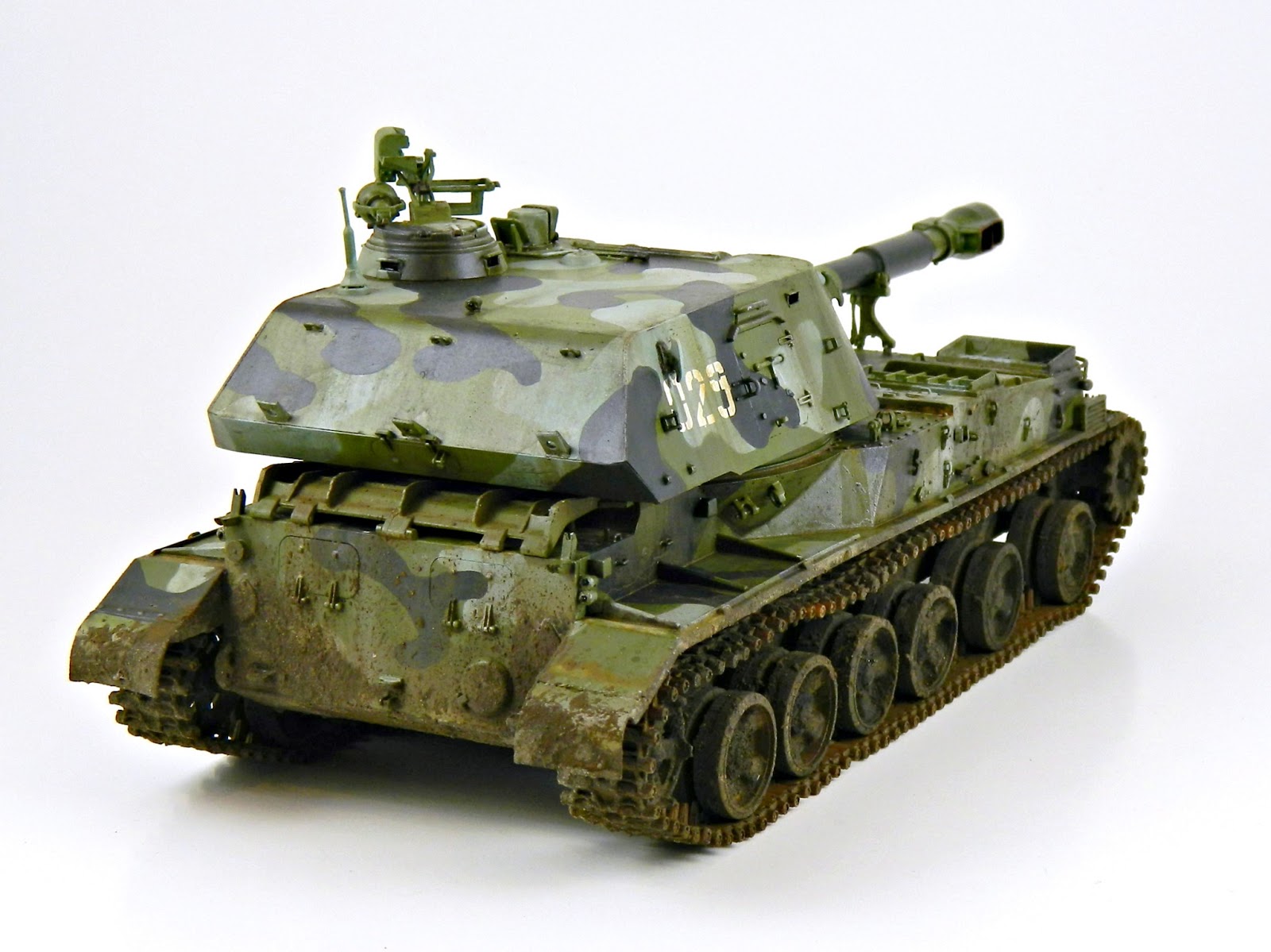 KNMinis: 2S3 Akatsiya