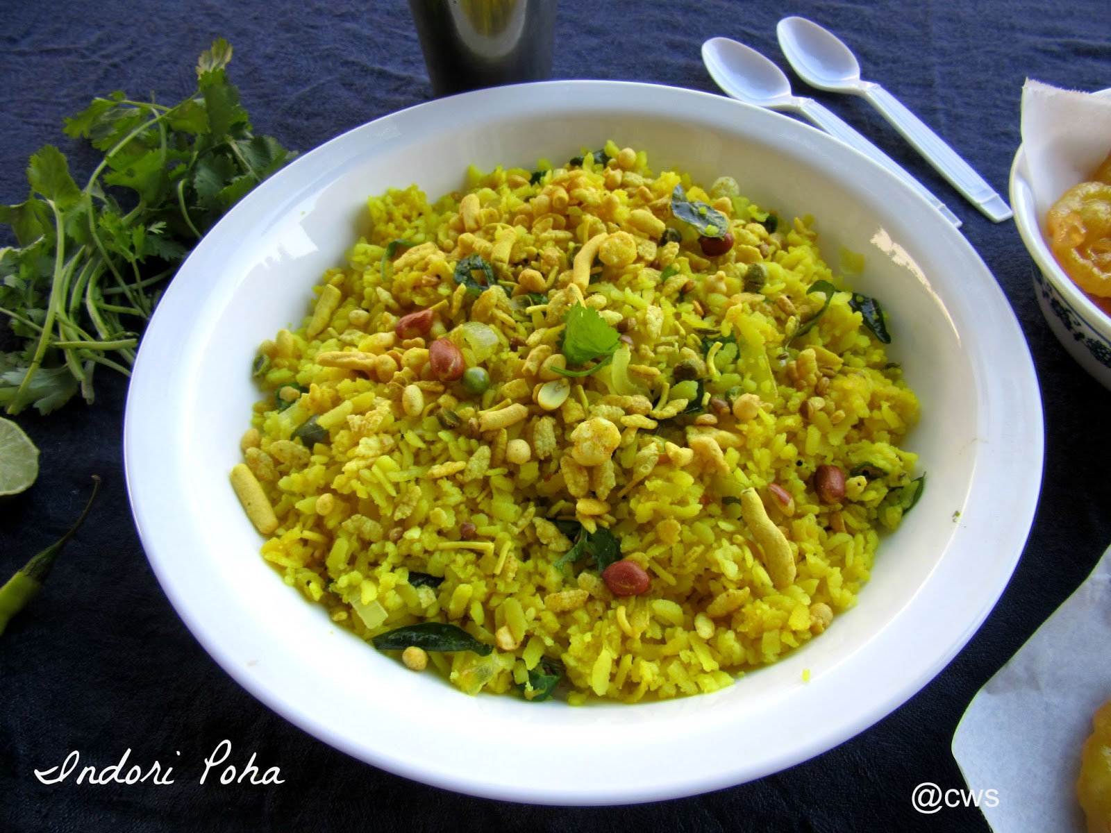 Indori Poha aur Jalebi - Cooking With Sapana