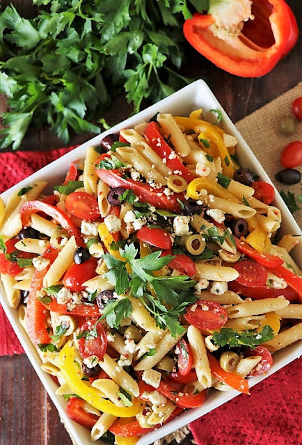 Easy Pepper & Olive Pasta Toss | The Kitchen is My Playground