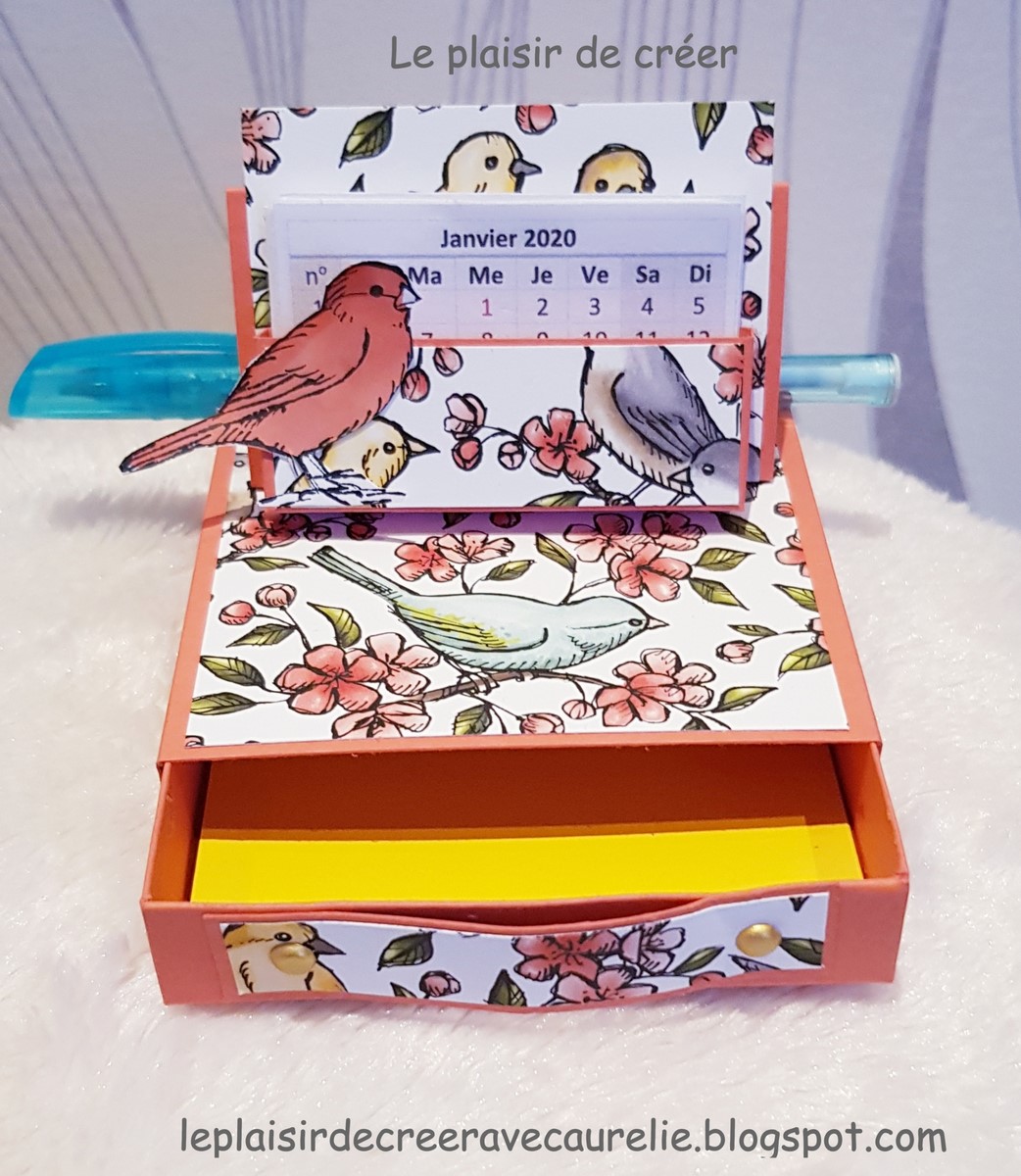 Le plaisir de créer : Tuto-Vidéo: Calendrier annuel avec ses post-it par Le Plaisir de Créer