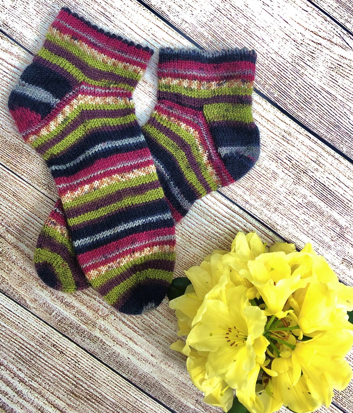 Picot Edge Socks