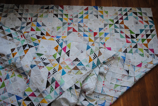 1/4" mark: Ocean Wave Quilt in Scrappy Style + quick tutorial