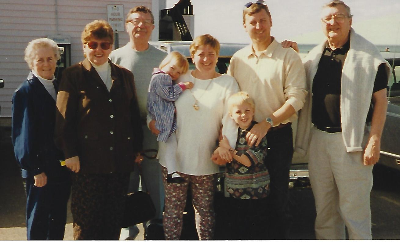 Boettcher/LeVangie Family Photos: #5 great aunt BETTY's grandchildren