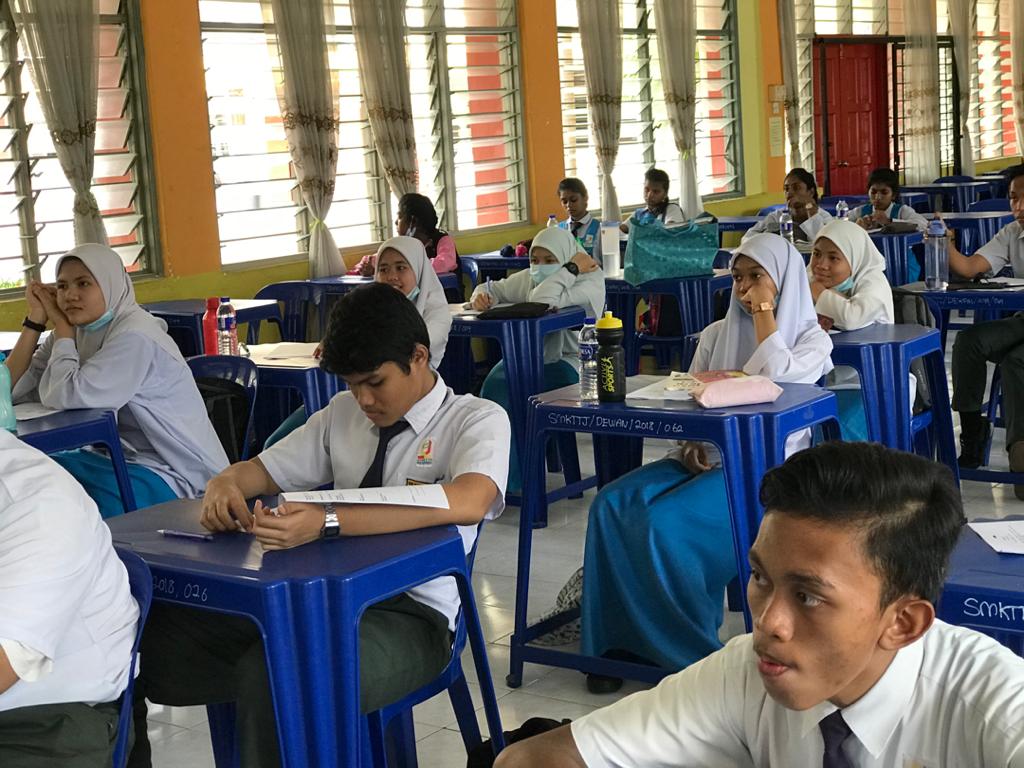 LAMAN WEB RASMI SMKTTJ