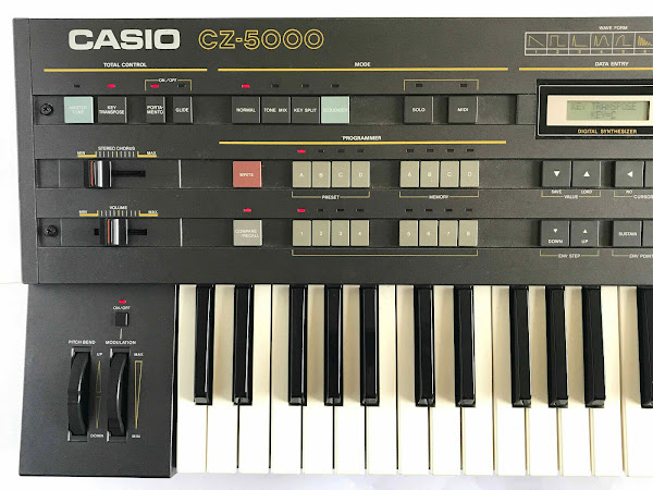 MATRIXSYNTH: 1985 Casio CZ-5000 Vintage Phase-Distortion Digital Synthesizer + Hard Case
