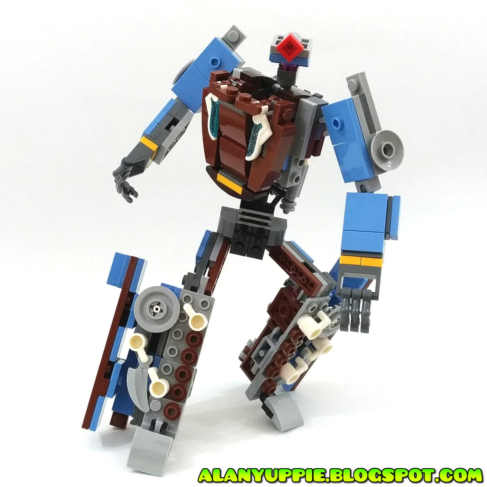 Alanyuppie's LEGO Transformers: Video Tutorial: Transformer Thundertank ...