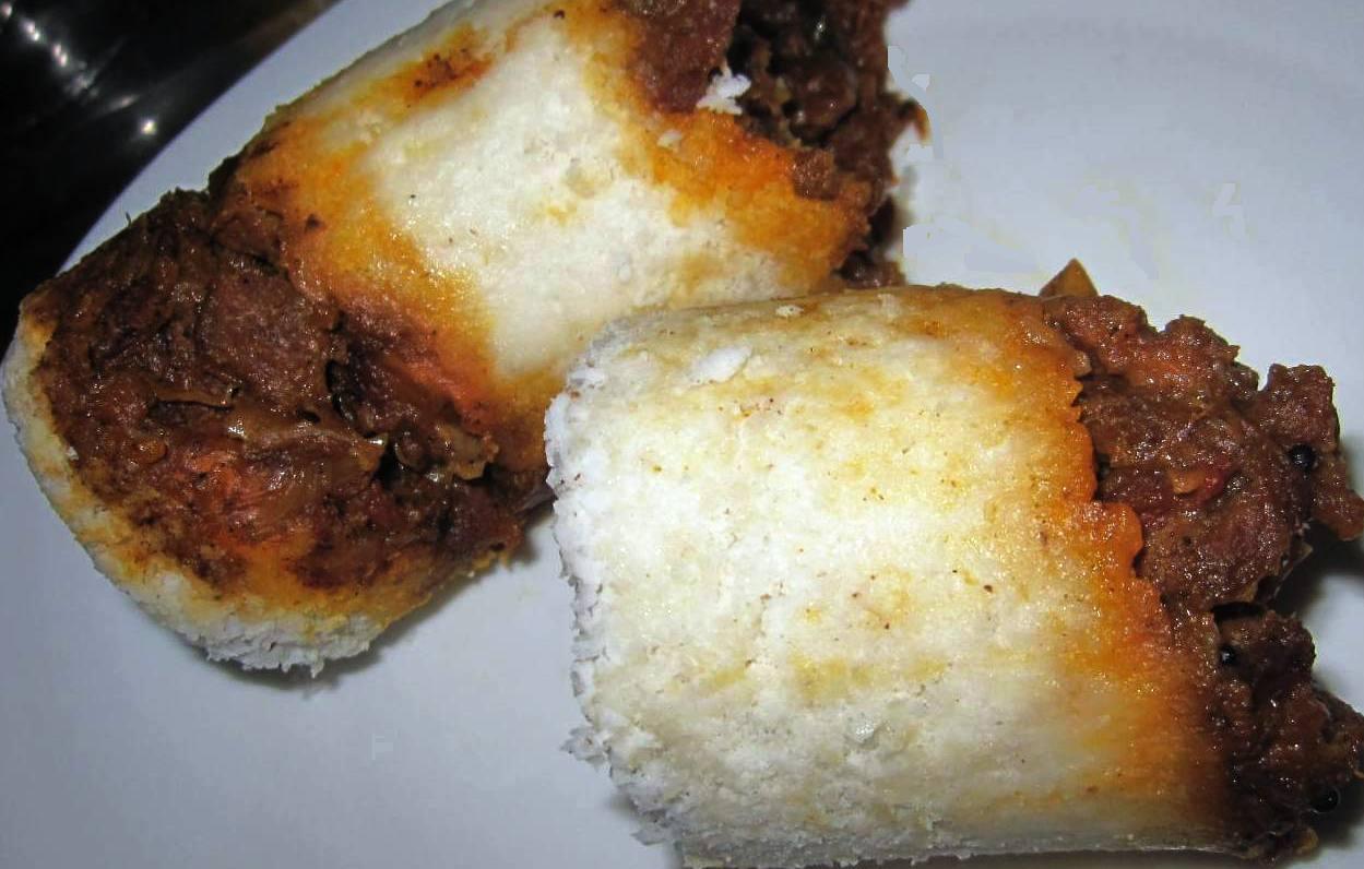 Sherly's MIcro Kitchen: Erachi Puttu/Beef Puttu