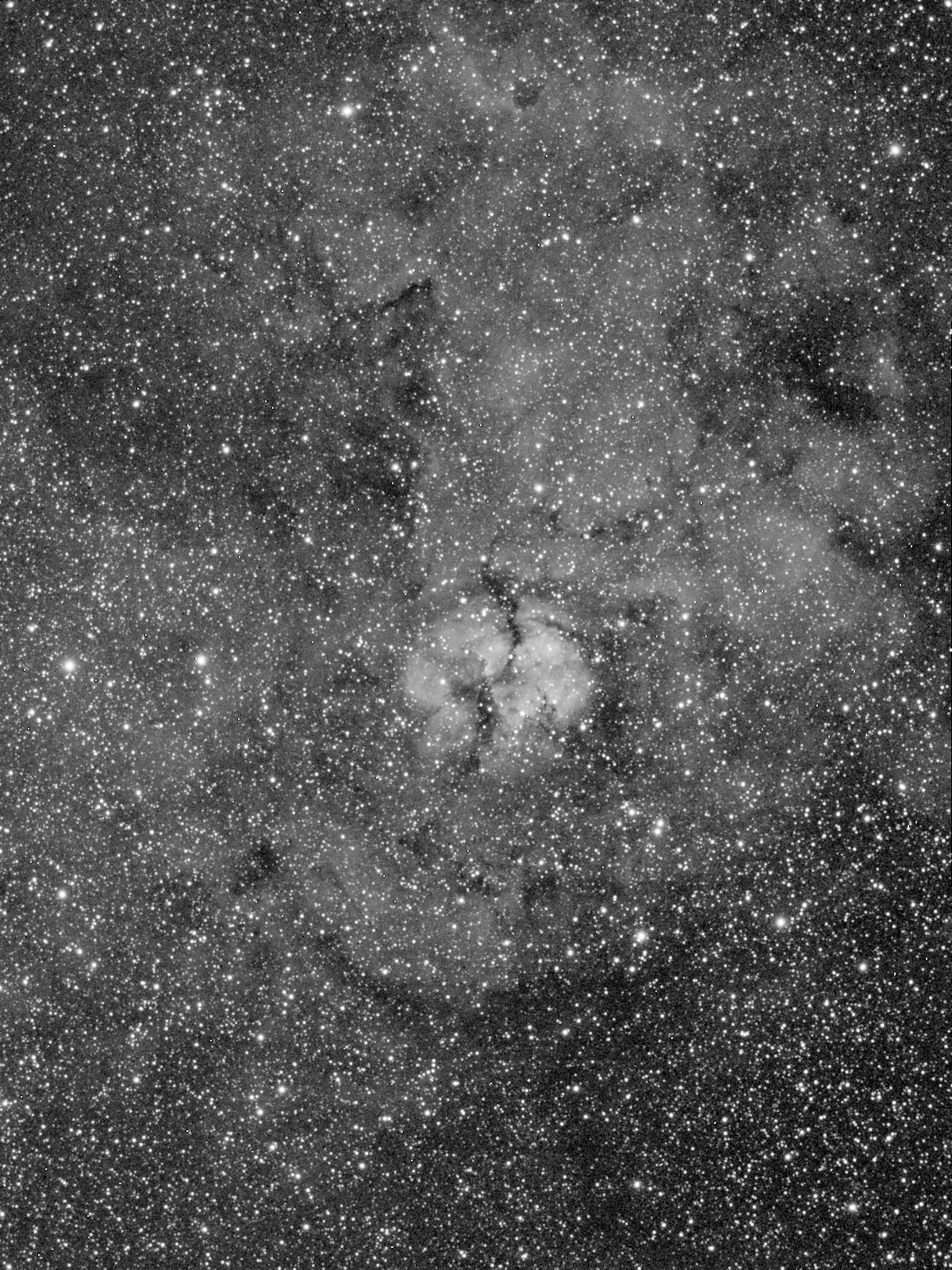 Albireo Observatory in Greece: SH2-124