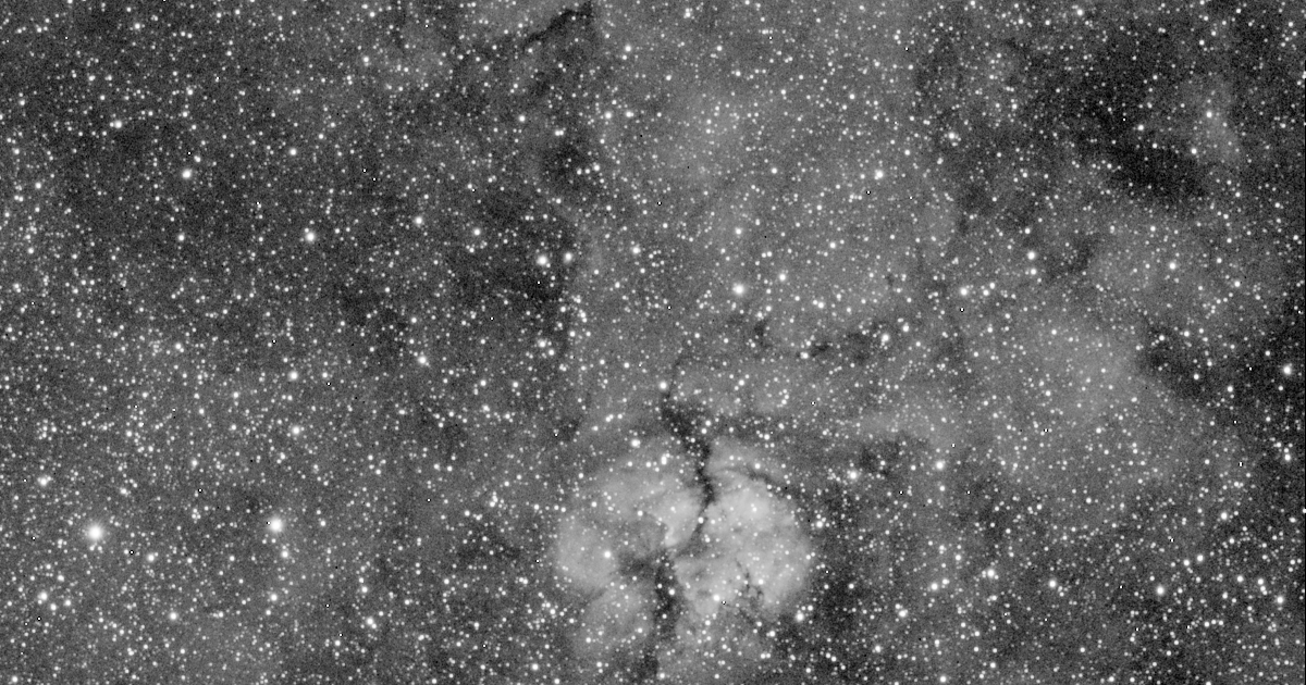 Albireo Observatory in Greece: SH2-124