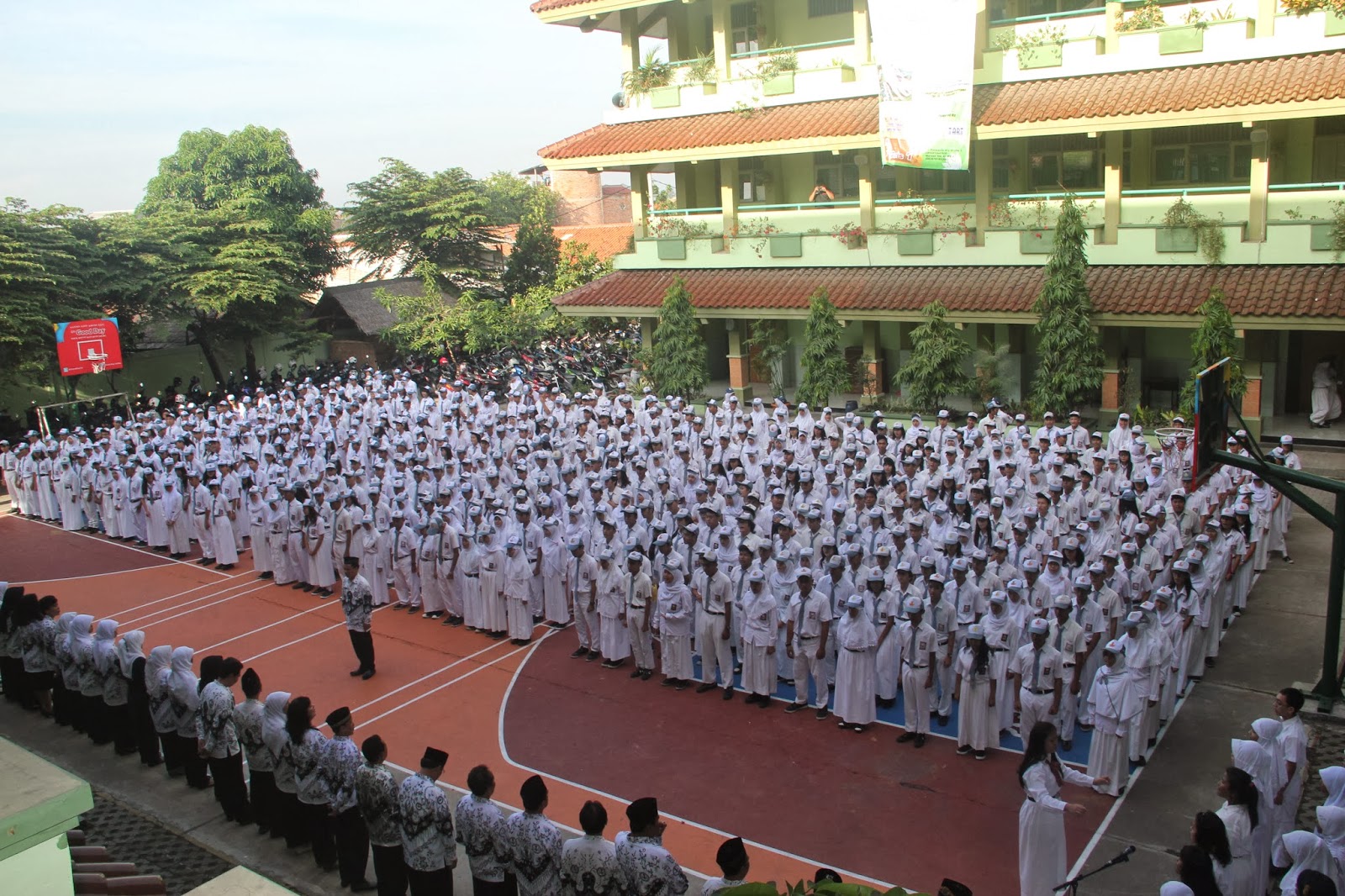 FESTAVORA 2014: SMA NEGERI 94 JAKARTA