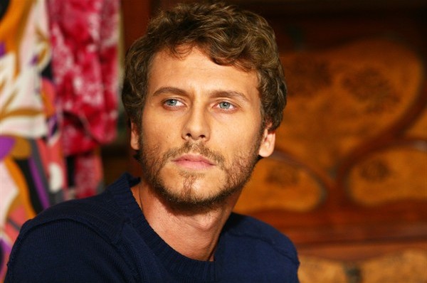 Classify Gabriele Greco, from Messina Sicily.