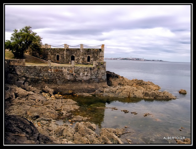 GALICIA PUEBLO A PUEBLO: CASTILLO DE SANTA CRUZ, OLEIROS