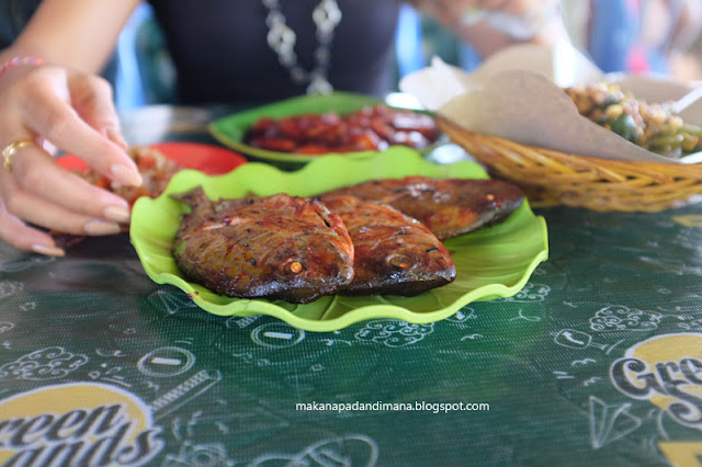 Makan Ikan di Warung Becol Serangan Bali - Makan apa dan dimana?