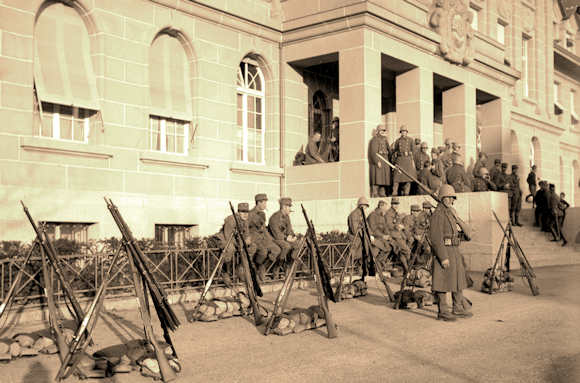 Roads to the Great War: World War I Caused a General Strike in Switzerland