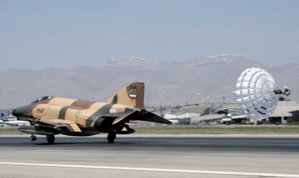 Iranian F-4 Phantom II Fighter Attack Aircrafts | Global Military Review