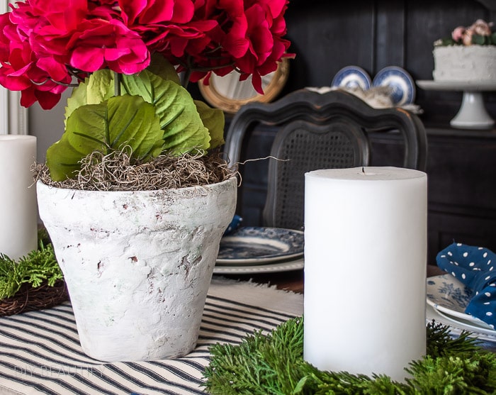 How to Make an Aged Stone Flowerpot Centerpiece - DIY Beautify ...