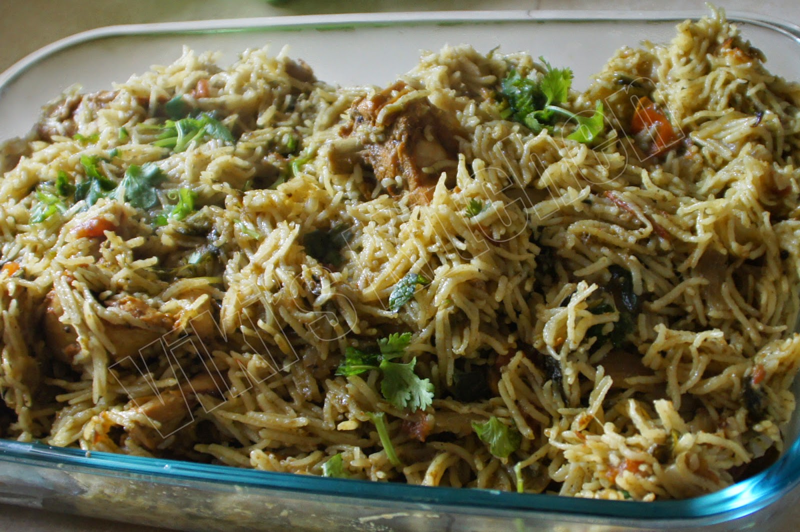 Viki 's Kitchen: Dindigul chicken biriyani in cooker